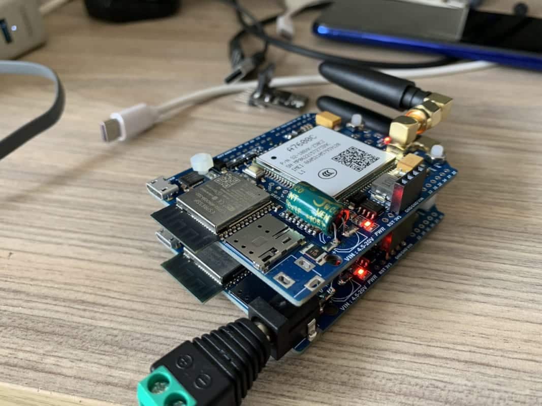 Kit Wifi ESP32 SIM A7600C-L1 2G/3G/4G - AHTLAB